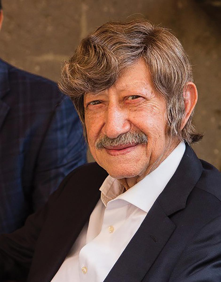 Patrón Founding Master Distiller Alcaraz Passes Away | Beverage ...